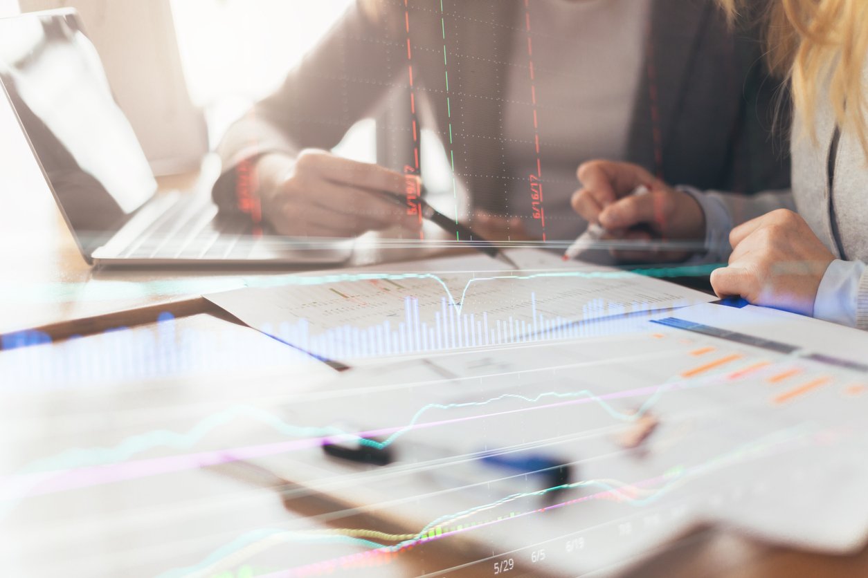 5 Sales Strategies Using CRM with Text Messaging