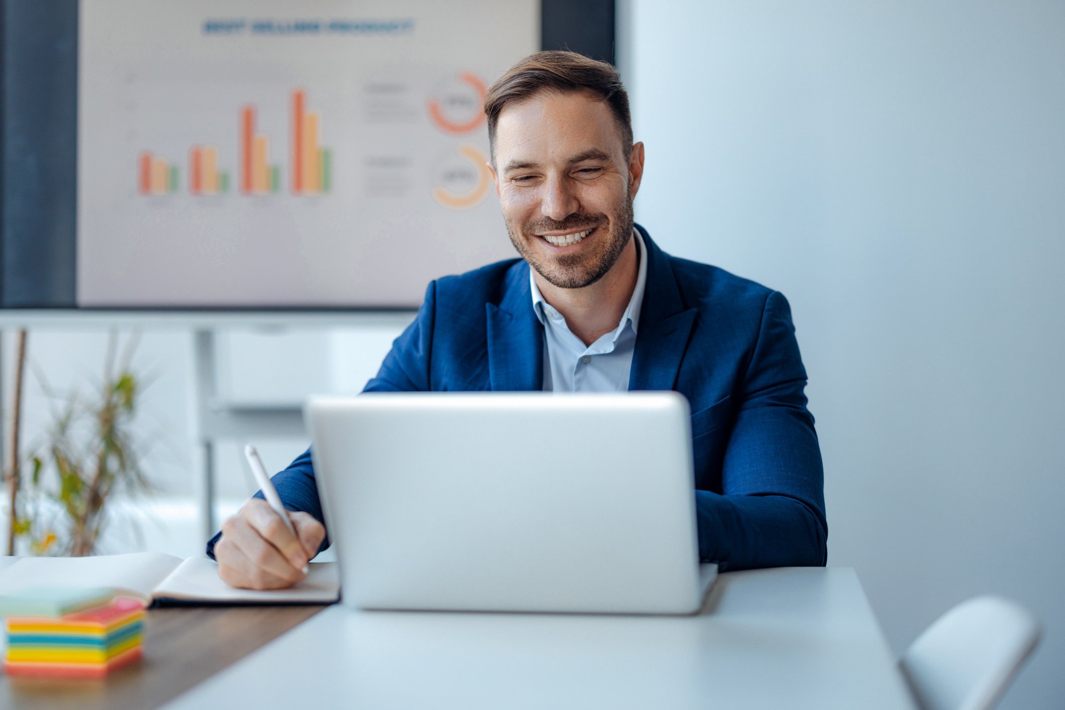 How to Use an AI Sales Pitch Generator to Close More Deals