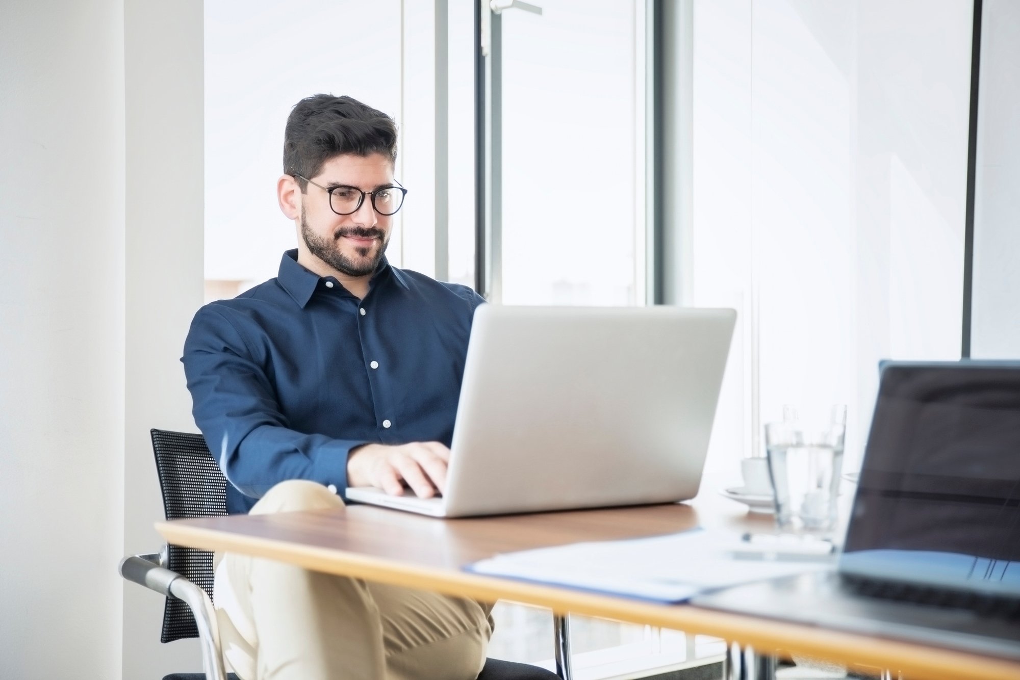 How to Use Cold Calling for Lead Generation (Without Annoying Prospects)
