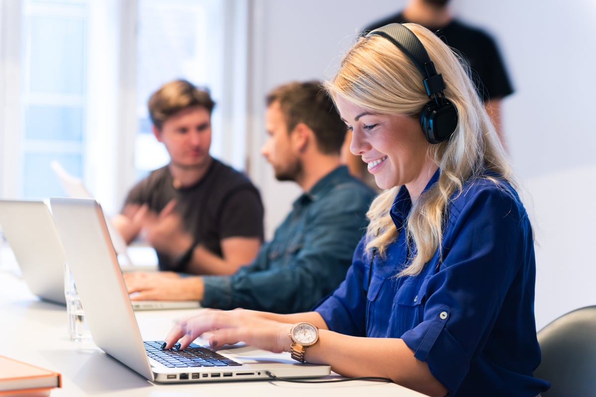 CRM Database Example: What It Is and How to Set It Up