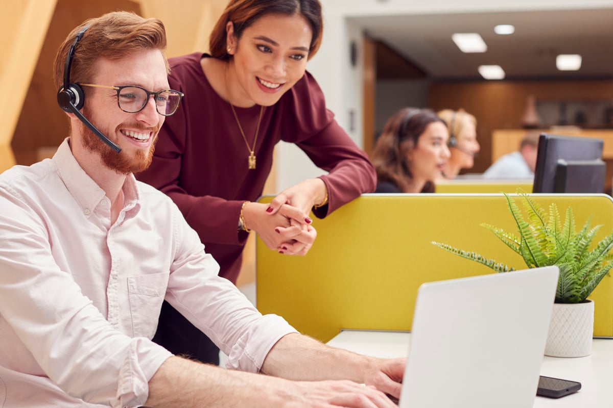 12 CRM Examples to Capture Leads and Retain Customers