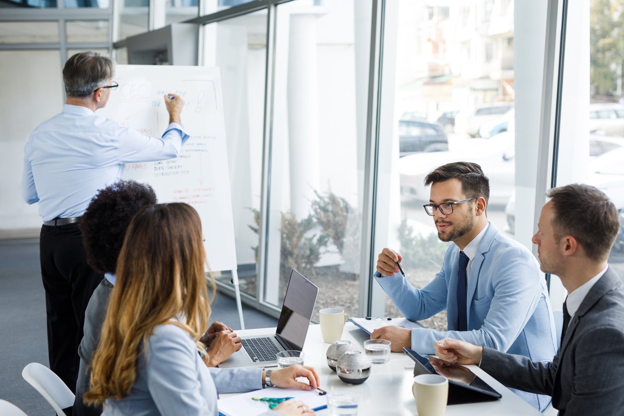 A Guide to Funnel Optimization [Definition, Tools & Strategies]