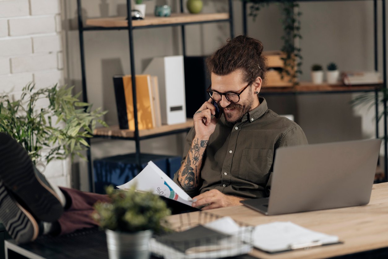 How to Generate More B2B Sales Leads [Process, Tips & Strategies]