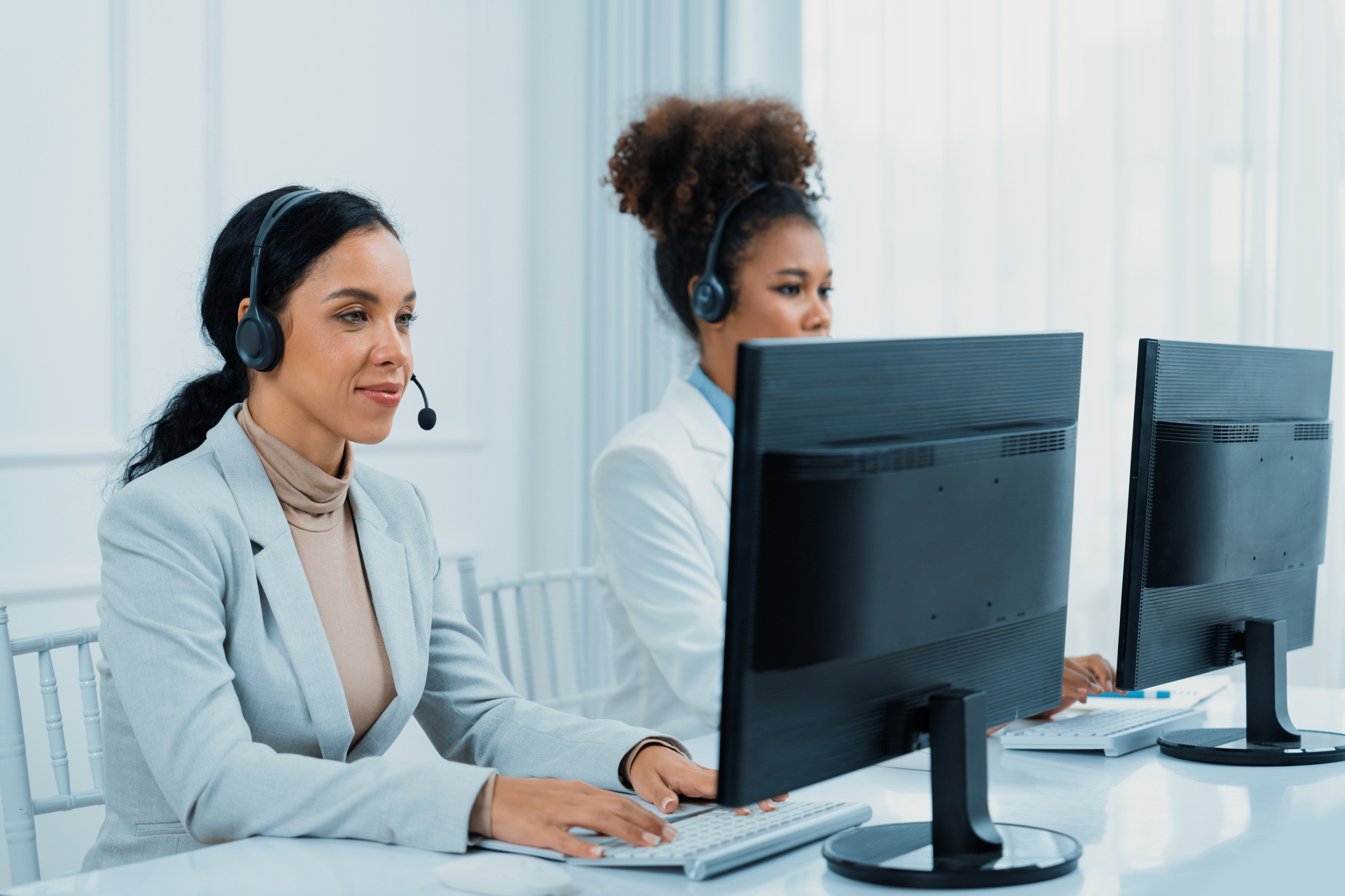 A Guide to Telemarketing Services [Benefits, Types & Best Practices]