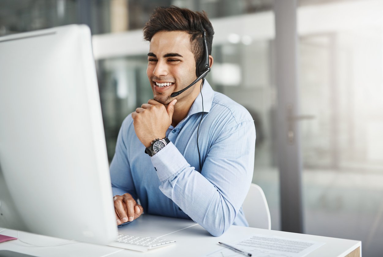 Voice Dialer App vs. VOIP Dialer [a Comparative Guide]