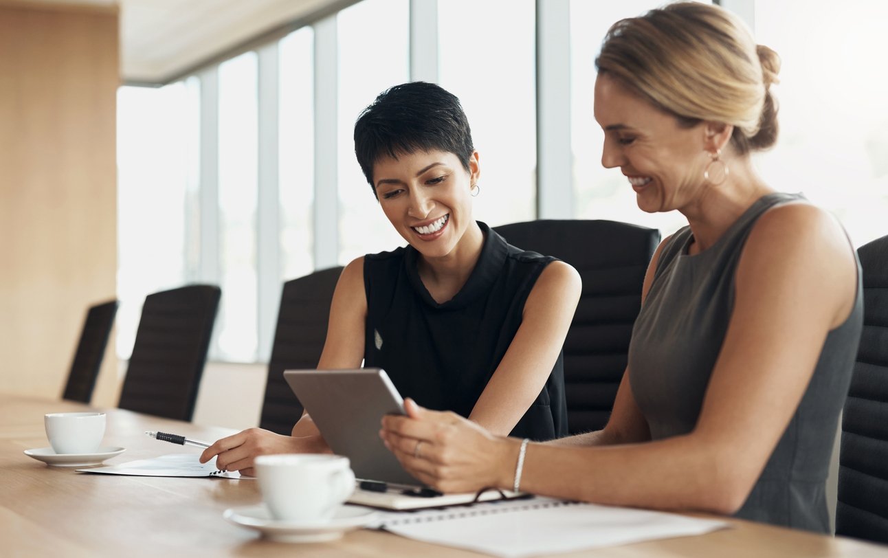 What Is OTE in Sales? A Complete Guide to On-Target Earnings